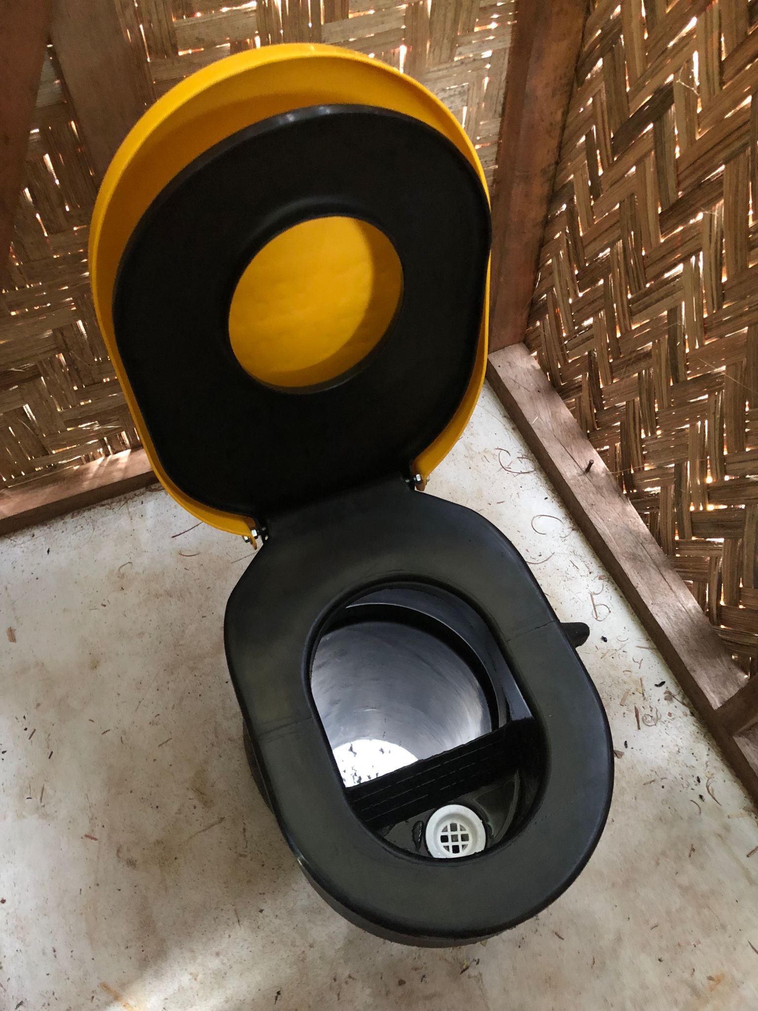 Update - Sago Network pt.2 - Sago Dry Toilet » Healthabitat